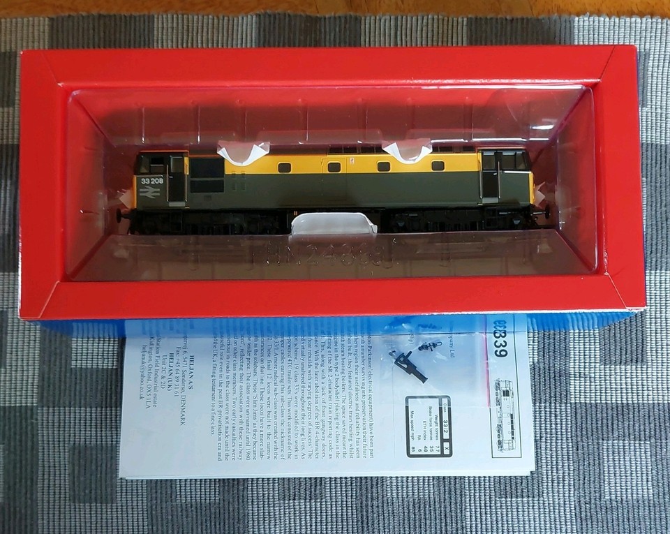 Heljan 33271 BR Class 33 '33208' Diesel. Engineers Dutch Livery ...