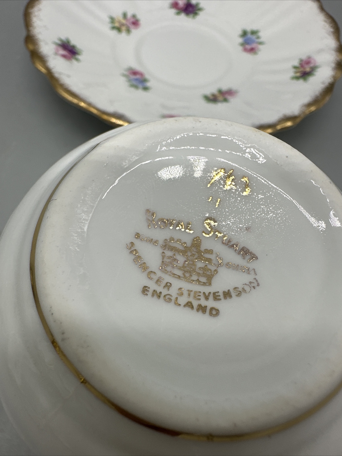2 Mismatched Teacups & Saucers by Royal Stuart, England Violets & Roses ...