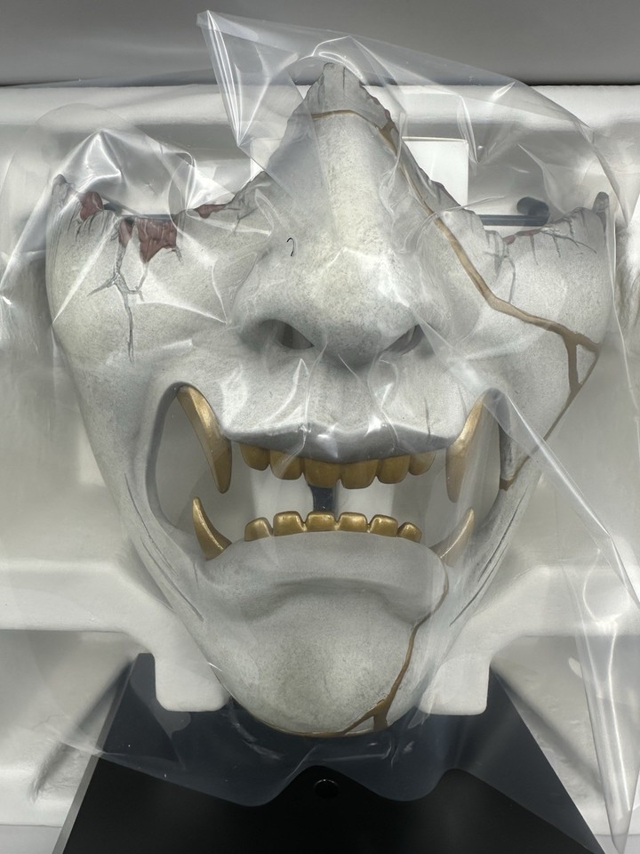 Ghost of Yotei Collector’s Edition GHOST MASK w/ Stand And Collector’s ...