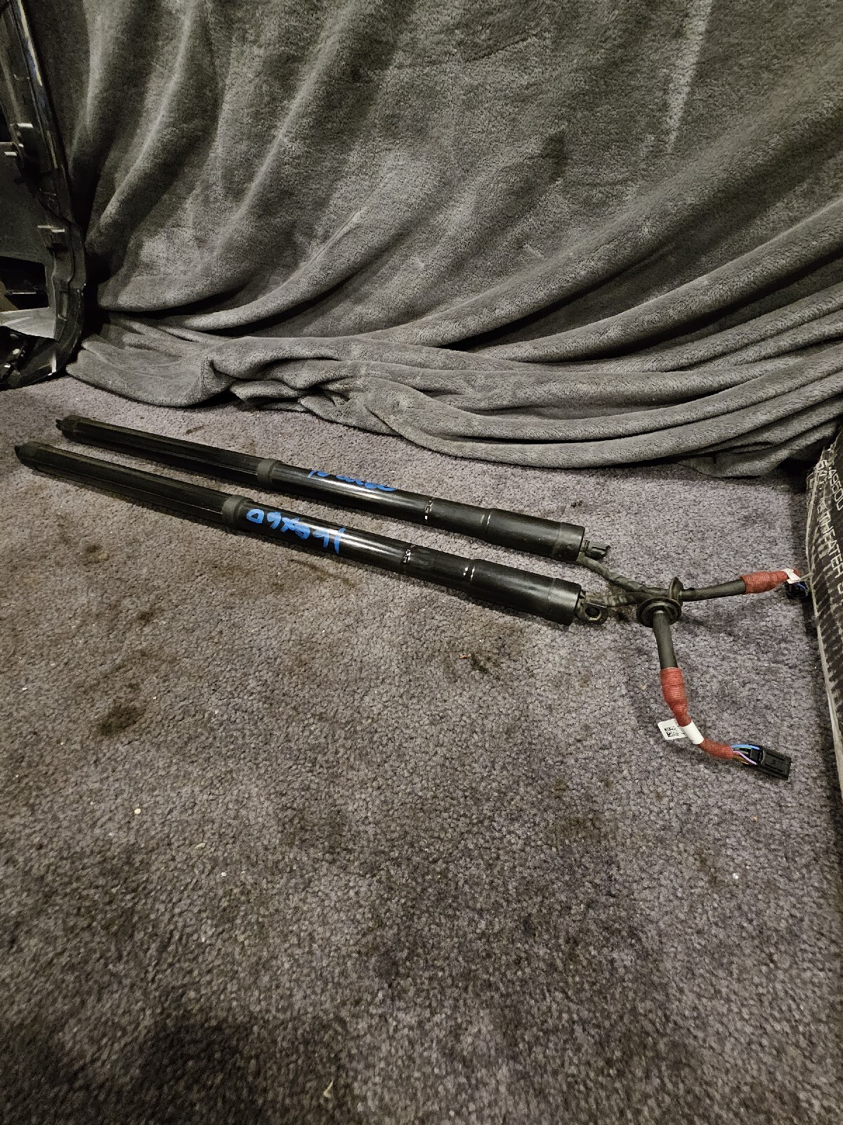 2013-2017 INFINITI JX35 QX60 REAR TAIL GATE LIFT HATCH SUPPORT SHOCK STRUT SET | eBay