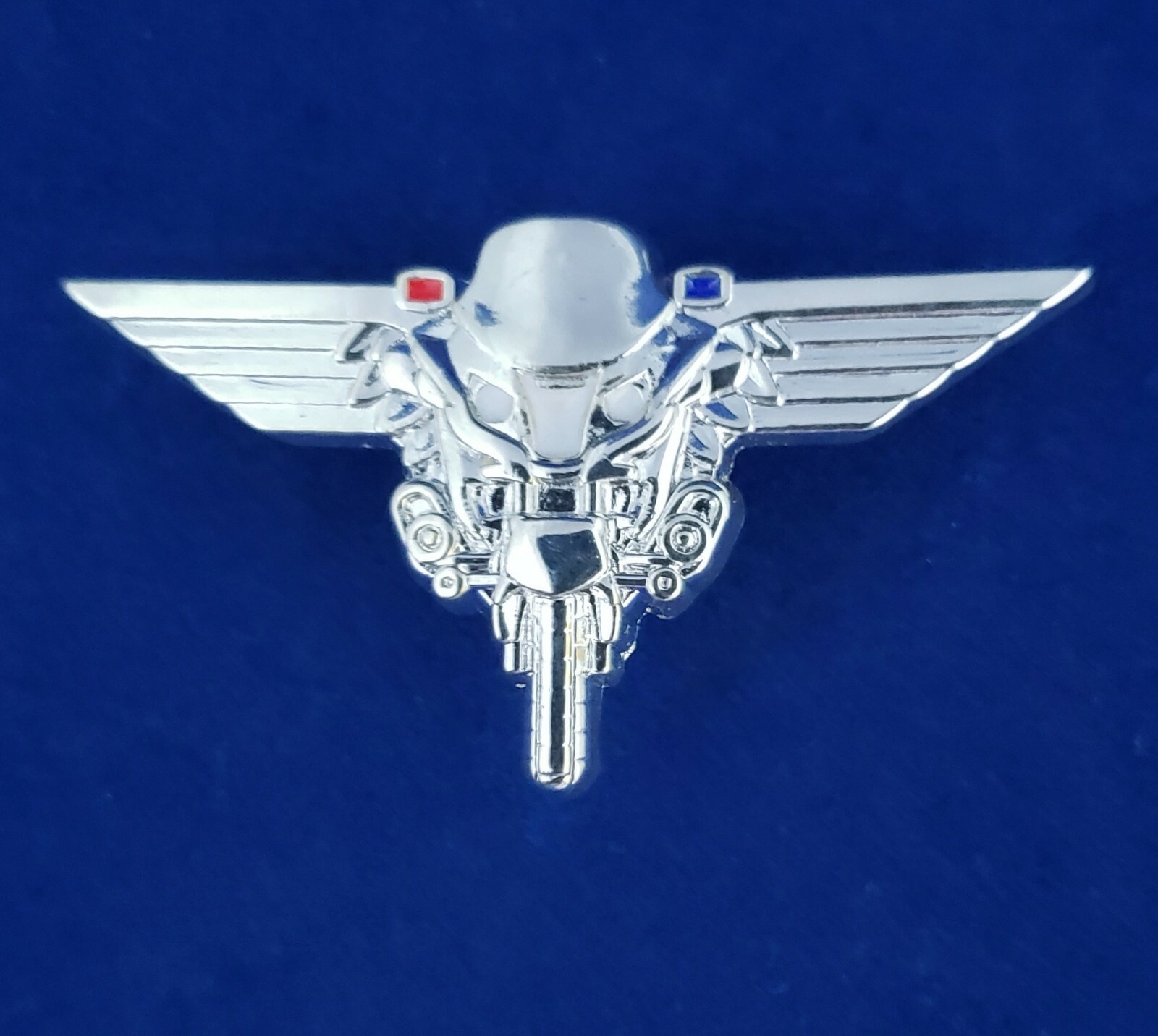 BMW MOTORCYCLE WING PIN AND TRAFFIC PATCH, Item #810-#2004 | eBay