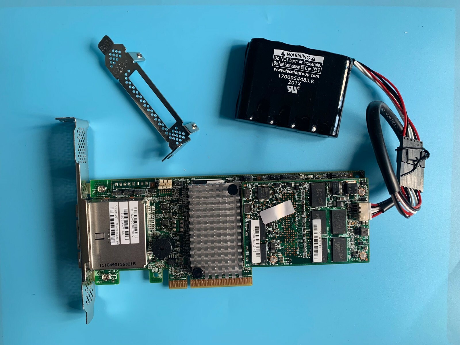 LSI MegaRAID SAS 9286CV-8e 6GB/S 1GB cache RAID + Battery Super ...