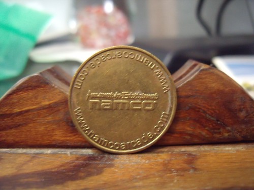 2 - Pacman Arcade Token - Namco; 2000 Millennial Coins 23 mm Reg Namco ...