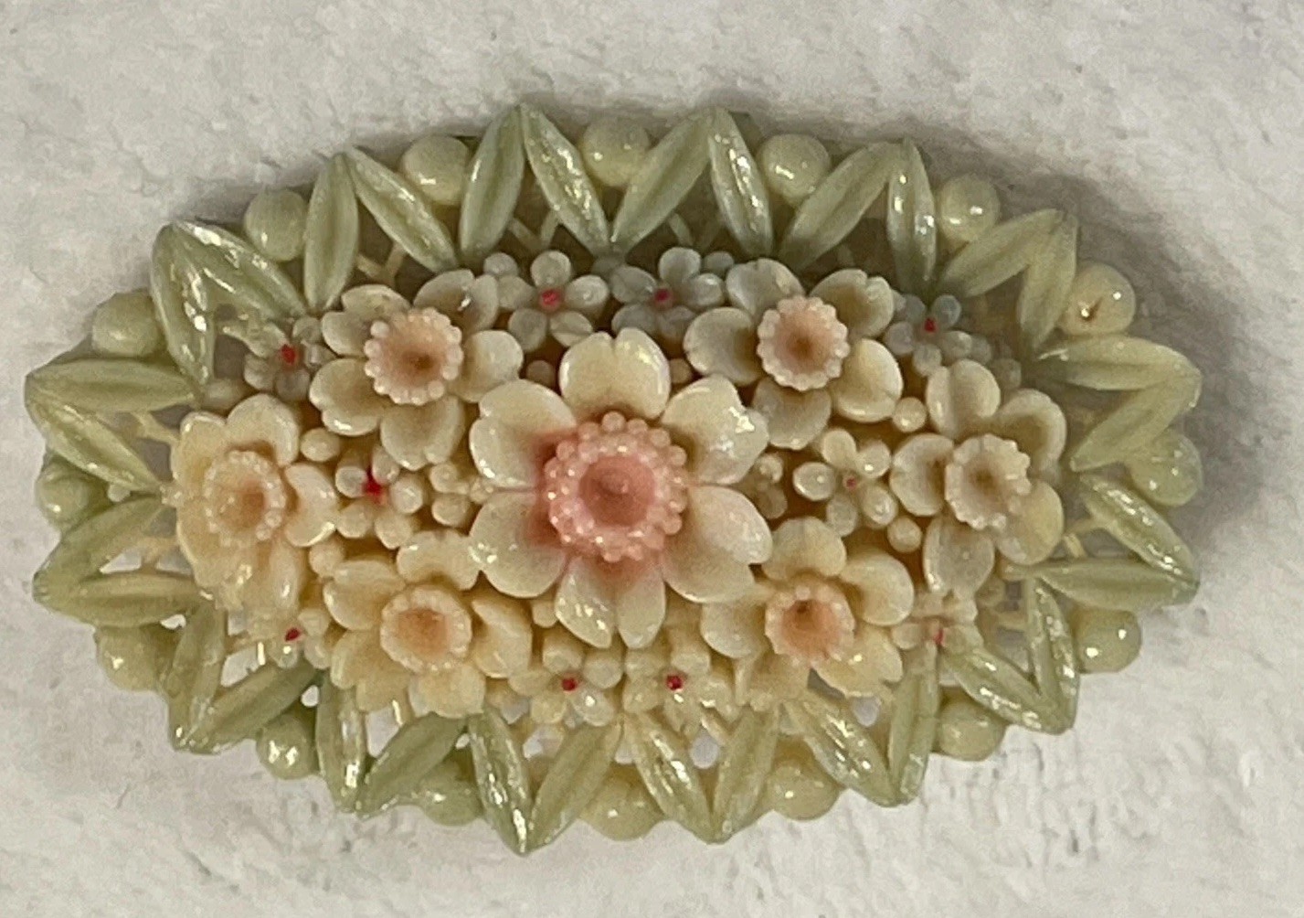 1940’s Occupied Japan Celluloid Floral Carved Brooch … - Gem
