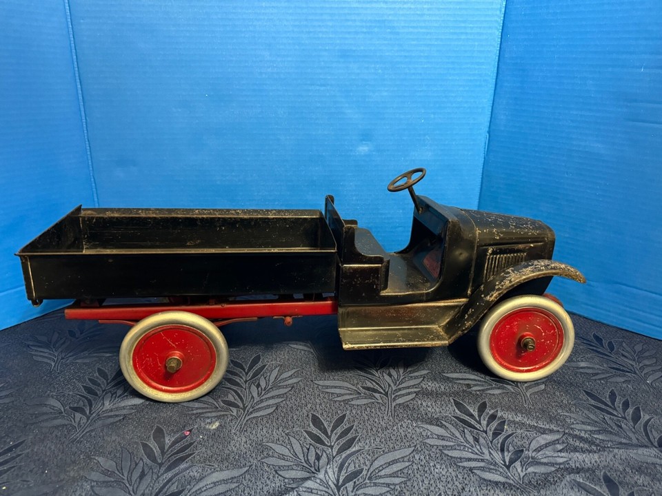 BUDDY L PRESSED STEEL CHAIN LIFT DUMP TRUCK | eBay
