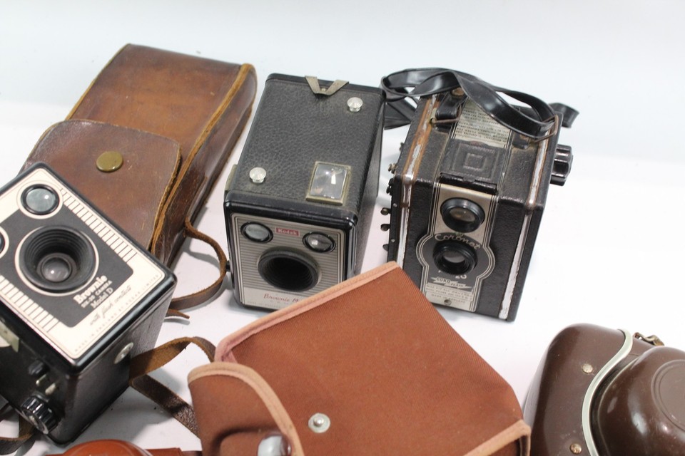 Assorted Vintage Film Cameras Inc Various Brands & Models w/ Some Cases ...