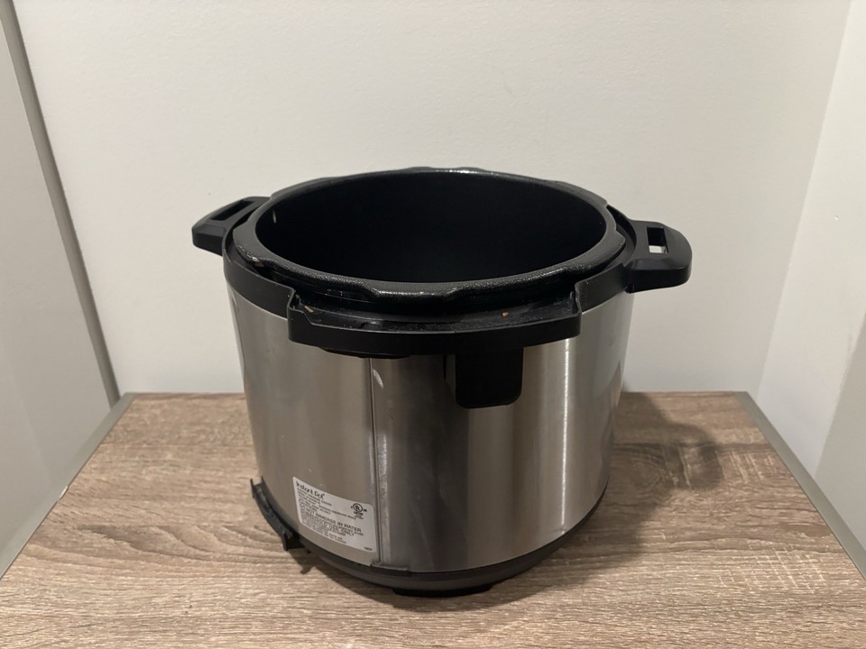 Instant Pot IP-DUO60 V3 6-Quart Pressure Cooker Replacement Base Unit ...