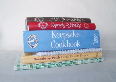 8 GOOSEBERRY PATCH COOKBOOKS CHRISTMAS KEEPSAKE SPEEDY SUPPERS GIFTS ...