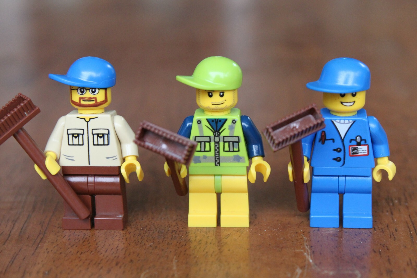 1x LEGO Minifig Construction worker tradesman gardener mechanic truck ...