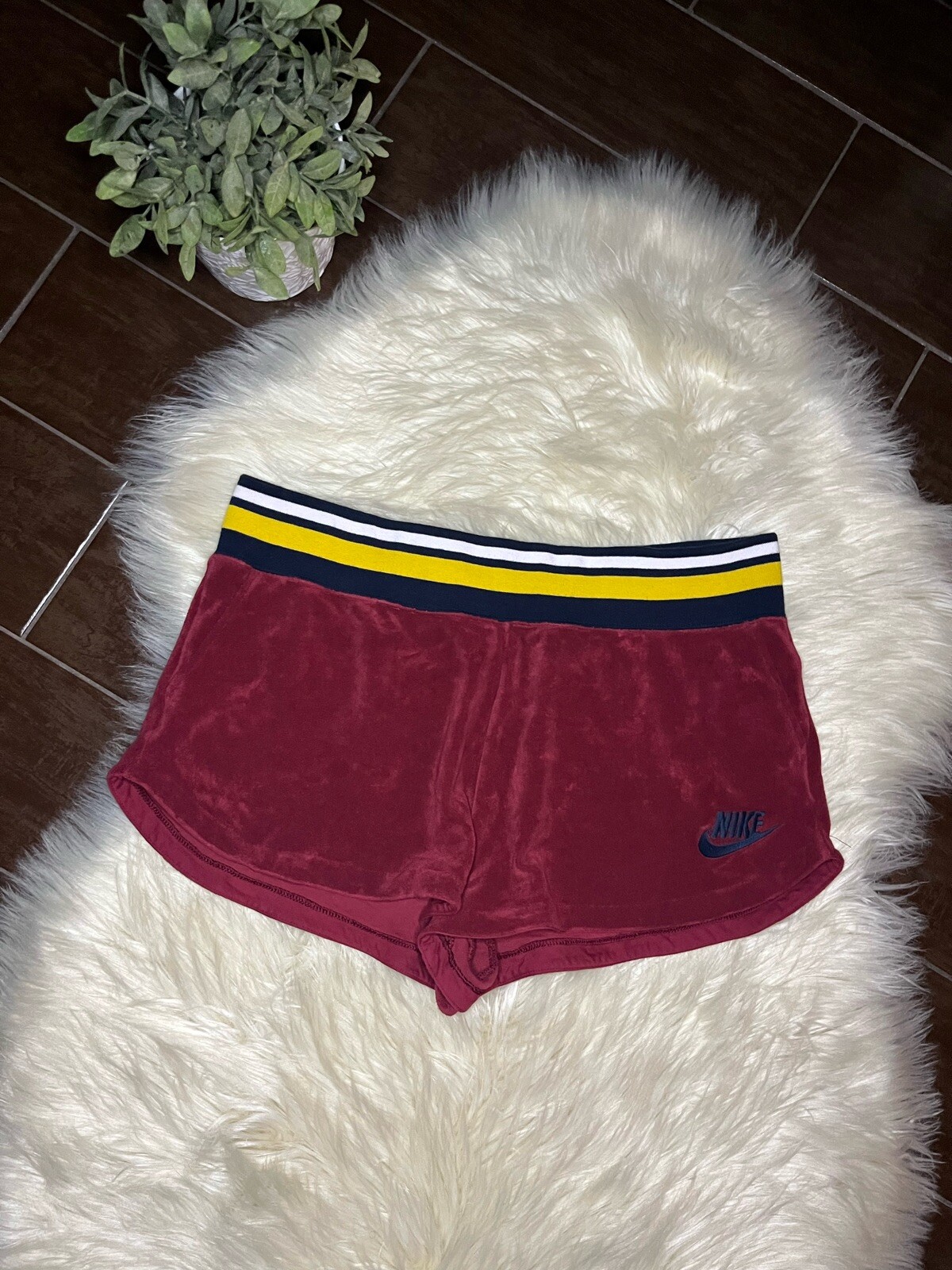 Nike burgundy retro terry cloth shorts sz medium | eBay