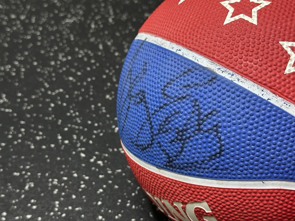 Harlem Globetrotters Signed Basketball Spalding “Big Easy” In Person ...
