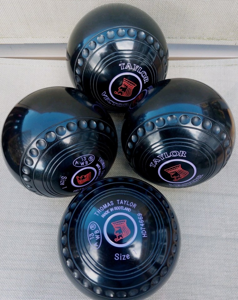 Thomas Taylor Vector Lawn Bowls Size 1H Great Condition | eBay UK