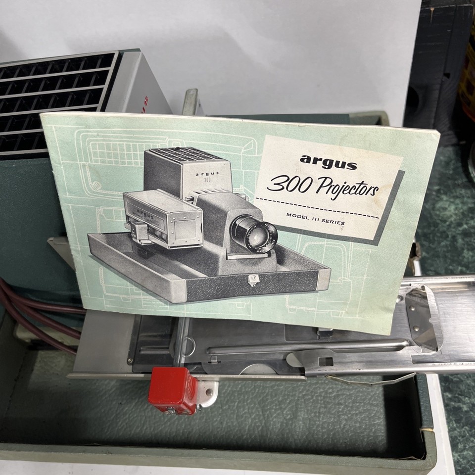 Vintage Argus 300 Automatic Slide Projector With Case | eBay
