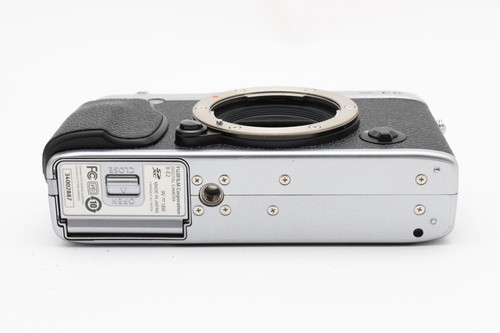 [Top MINT] Fujifilm X-E2 Digital Camera Body English Language set up ...