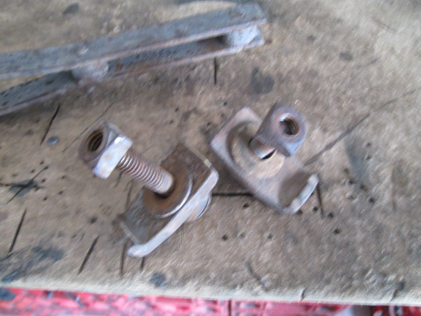 Samson Windmill Model M Pump Rod Guide mounting Clamp Castings, Pair | eBay