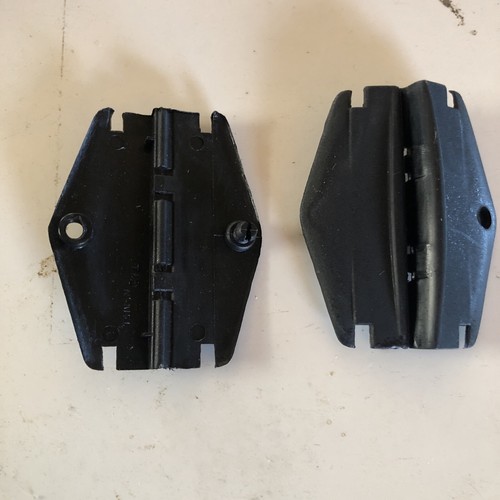 For 87-90 Chevy S10 or Blazer and GMC S15 or Jimmy window guides clips ...
