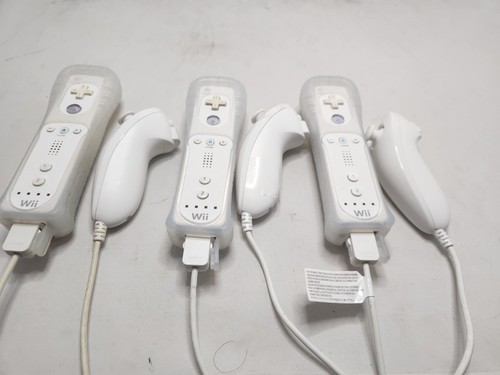 Lot Of 3 OEM White Nintendo Wii Remotes With 3 Nunchuks & Gel Covers ...