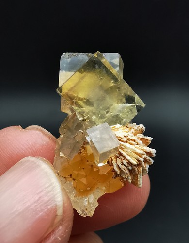 8g Natural Transparent Yellow Fluorite Barite Crystal Mineral Specimen ...