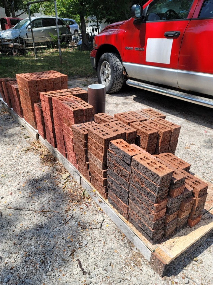 BRICKS, RED VERTEX FULL RANGE MODULAR, Full Skid Pallet | eBay