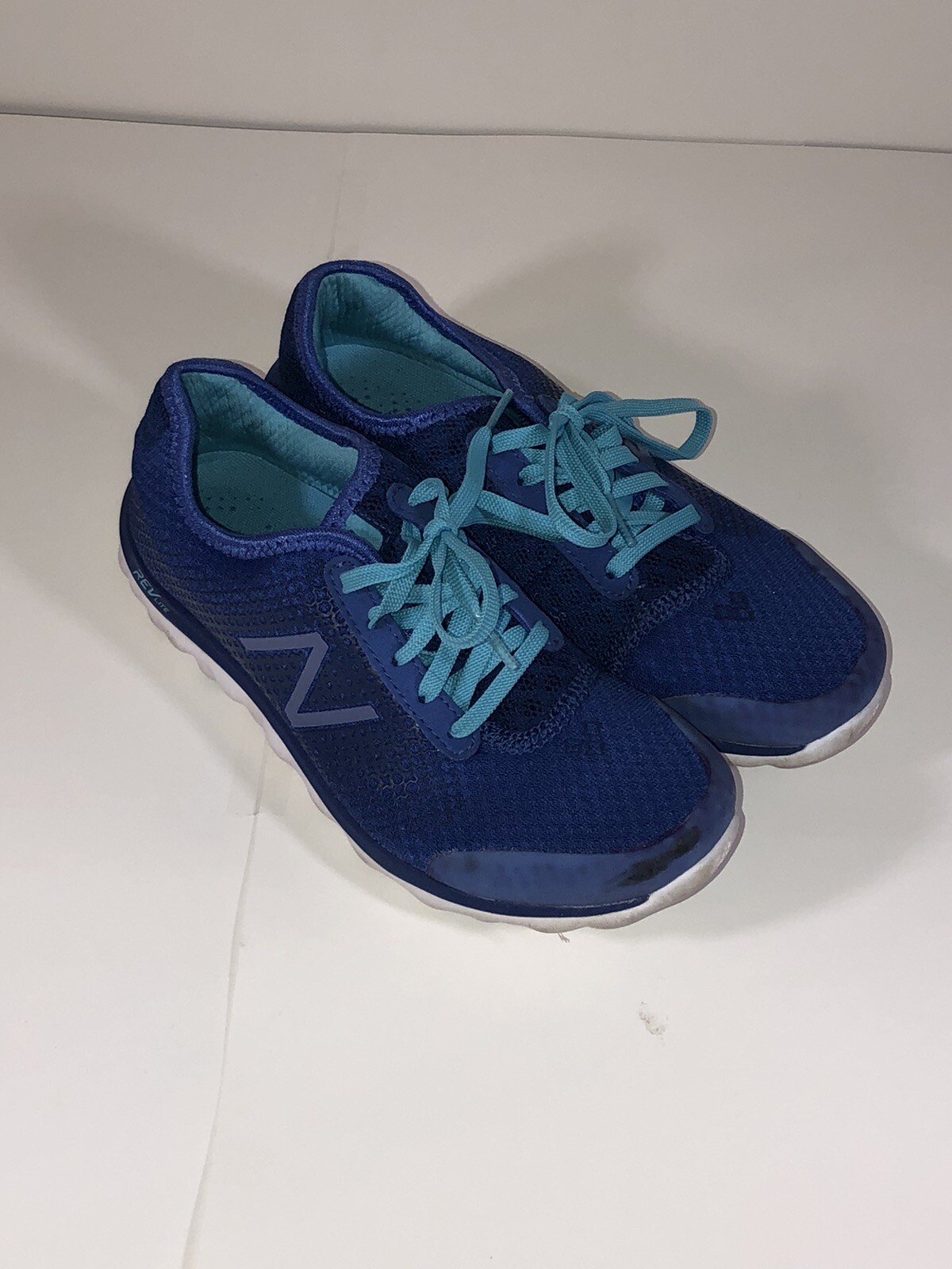 Women’s New Balance RevLite Shoes/Sneakers Size 6 Walking, Workout ...