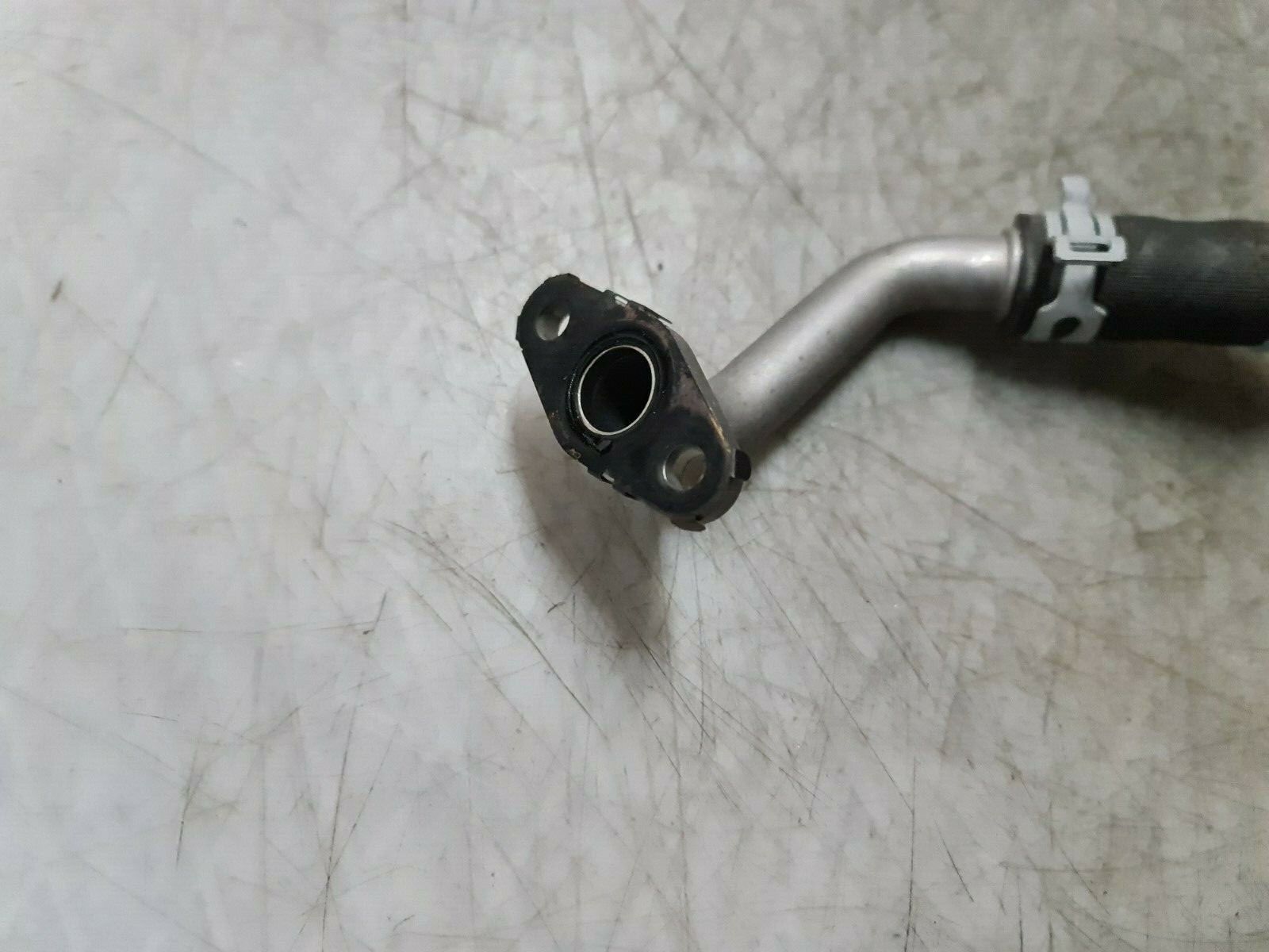MERCEDES C-CLASS W205 C43 3.0 LEFT SIDE OIL RETURN PIPE A2760900577 | eBay