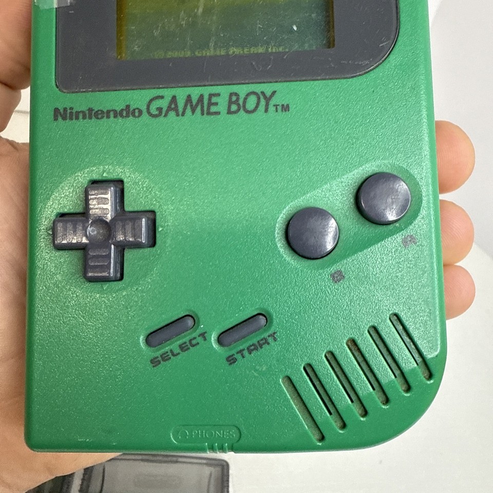 Green Nintendo Game Boy Pocket Lot w 5 Games Pokemon Silver NBA Live ...