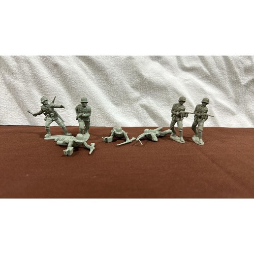 Lot of 7 Light Gray Army Men | eBay