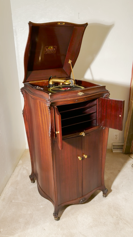 Victor Victrola VV-XVII Phonograph Restored Working - Beautiful ...