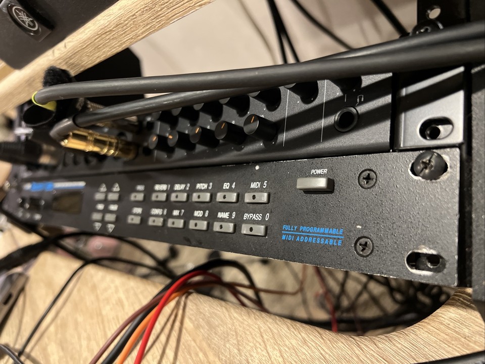 Alesis Quadraverb Vintage 1990's Rackmount Effects Unit | eBay