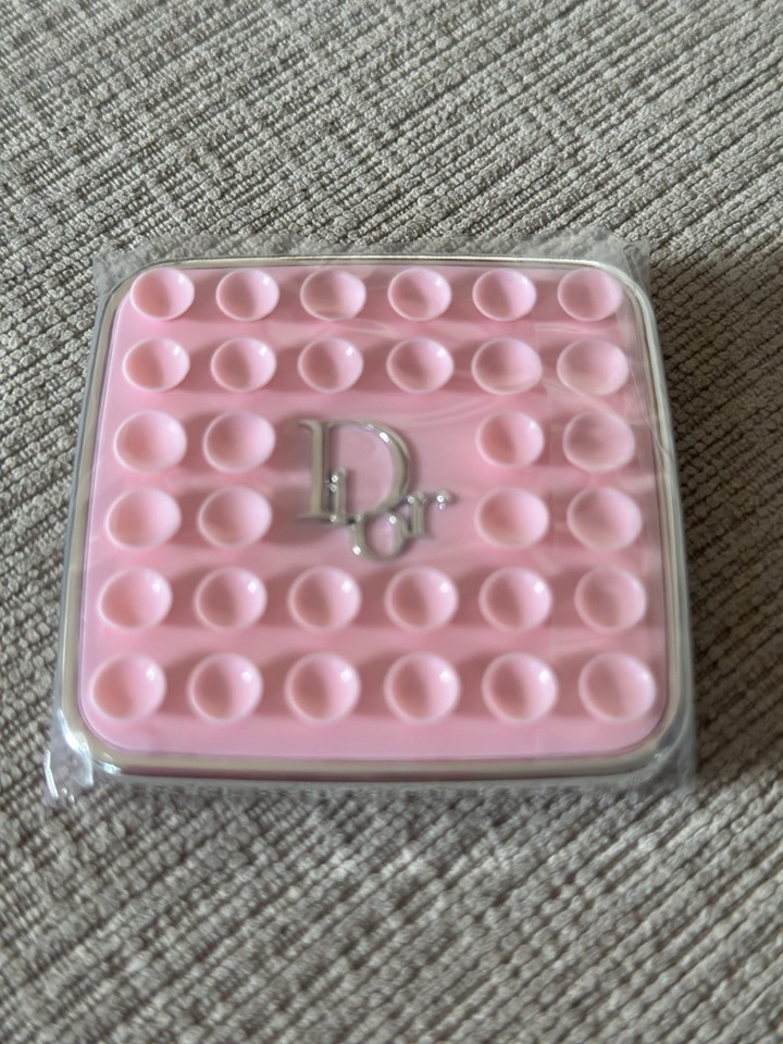 New Authentic Dior Octobuddy Pink Phone Accessory Suction | eBay