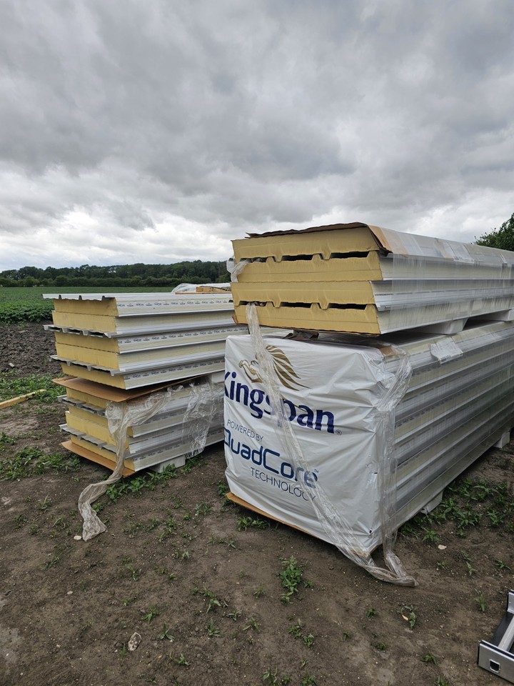 Insulated roof/wall Kingspan Quadcore Composite Panel 120mm Thick, Grey ...