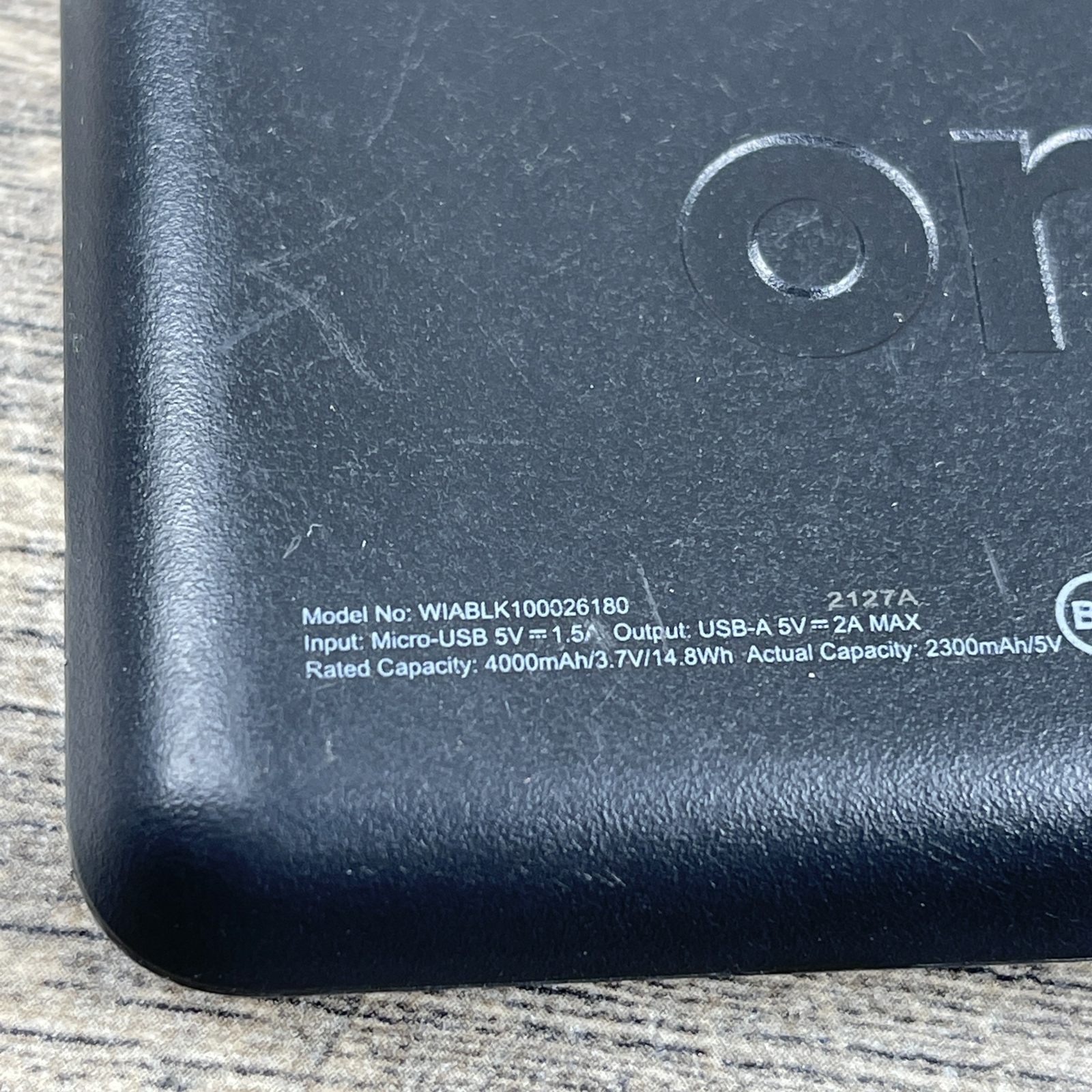 Onn WIABLK100026180 USB Port 4000mAh Capacity Rechargeable Universal ...