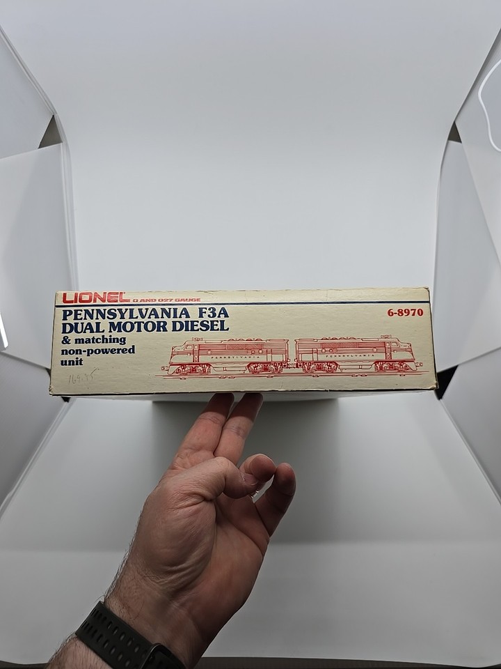 LIONEL 6-8970 O GAUGE PENNSYLVANIA F3A DIESEL LOCOMOTIVES #8970 & #8971 ...