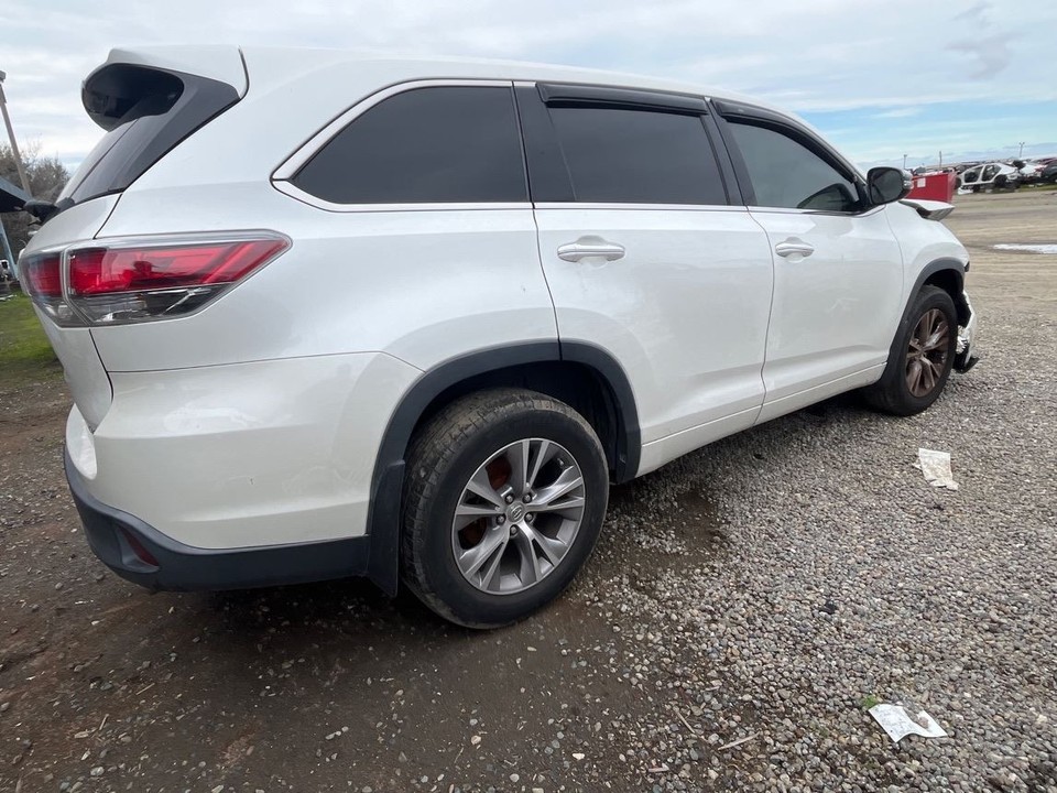 ENGINE FUSE BOX OEM 14-16 TOYOTA HIGHLANDR 1YR WRNTY | eBay