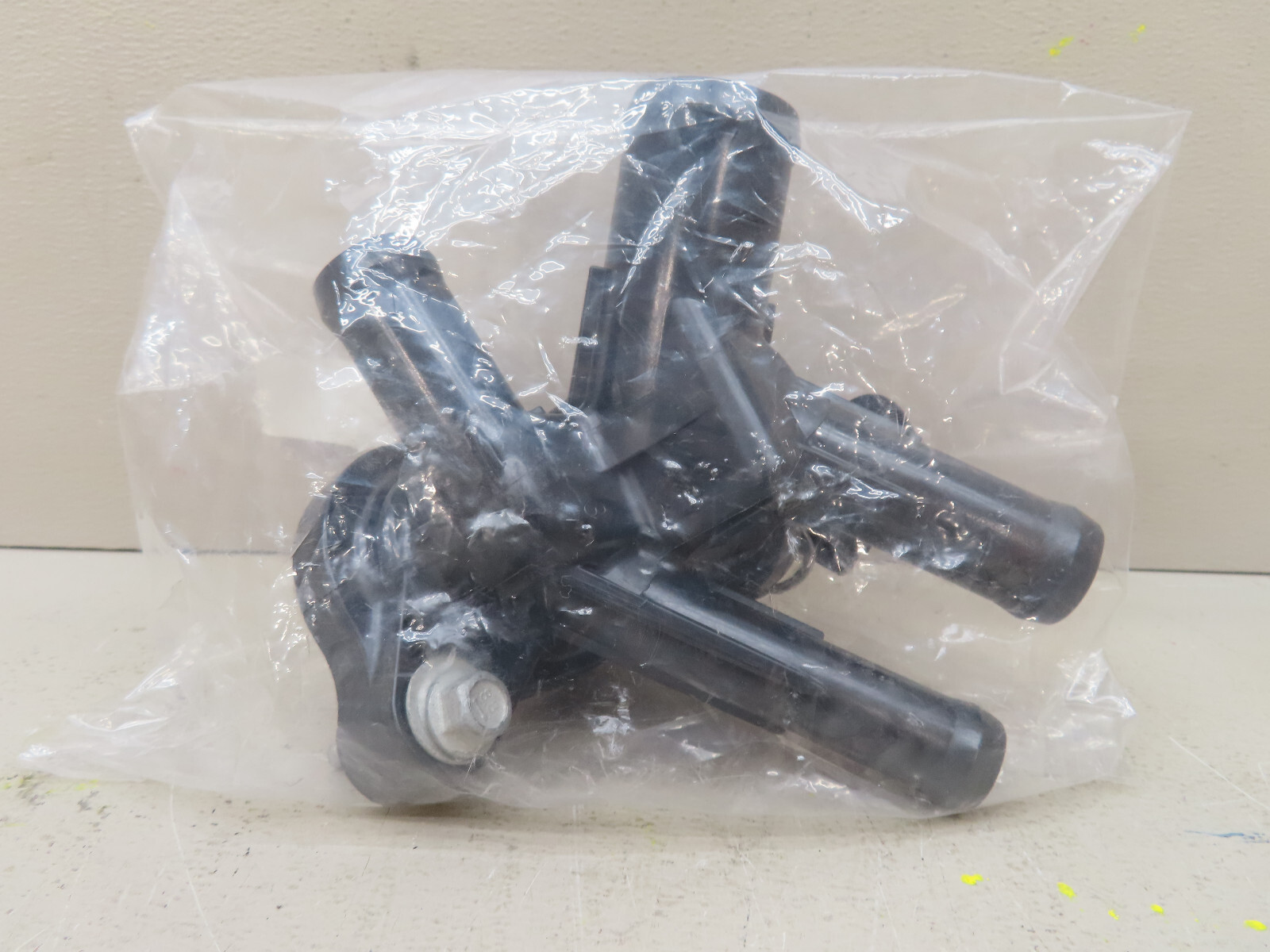 2016-2023 BUICK/CHEVROLET/ GMC ENGINE WATER OUTLET COOLANT OEM 12707589 ...