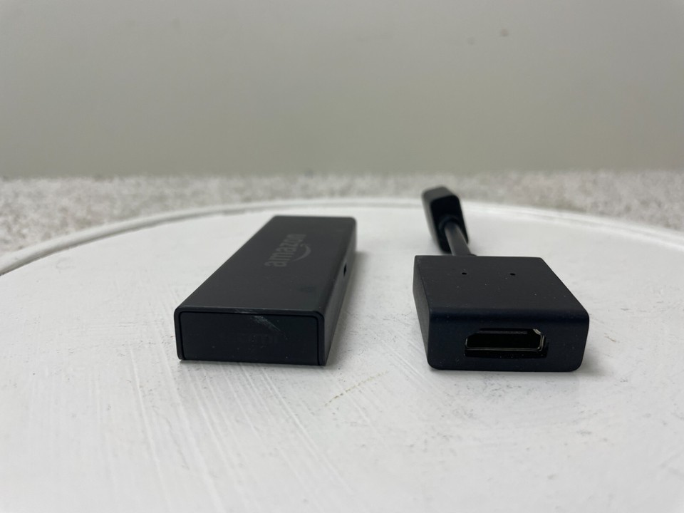 Amazon LY73PR 2nd Generation Fire TV Stick w/ HDMI Adapter HD Digital ...