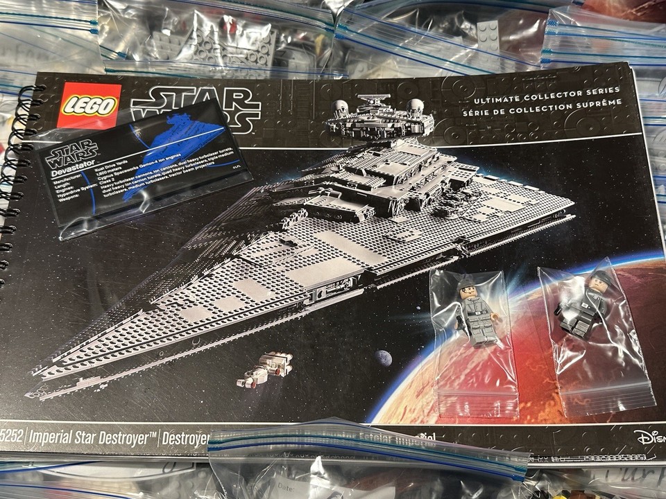LEGO Star Wars UCS Imperial Star Destroyer 75252 100% COMPLETE READ ...