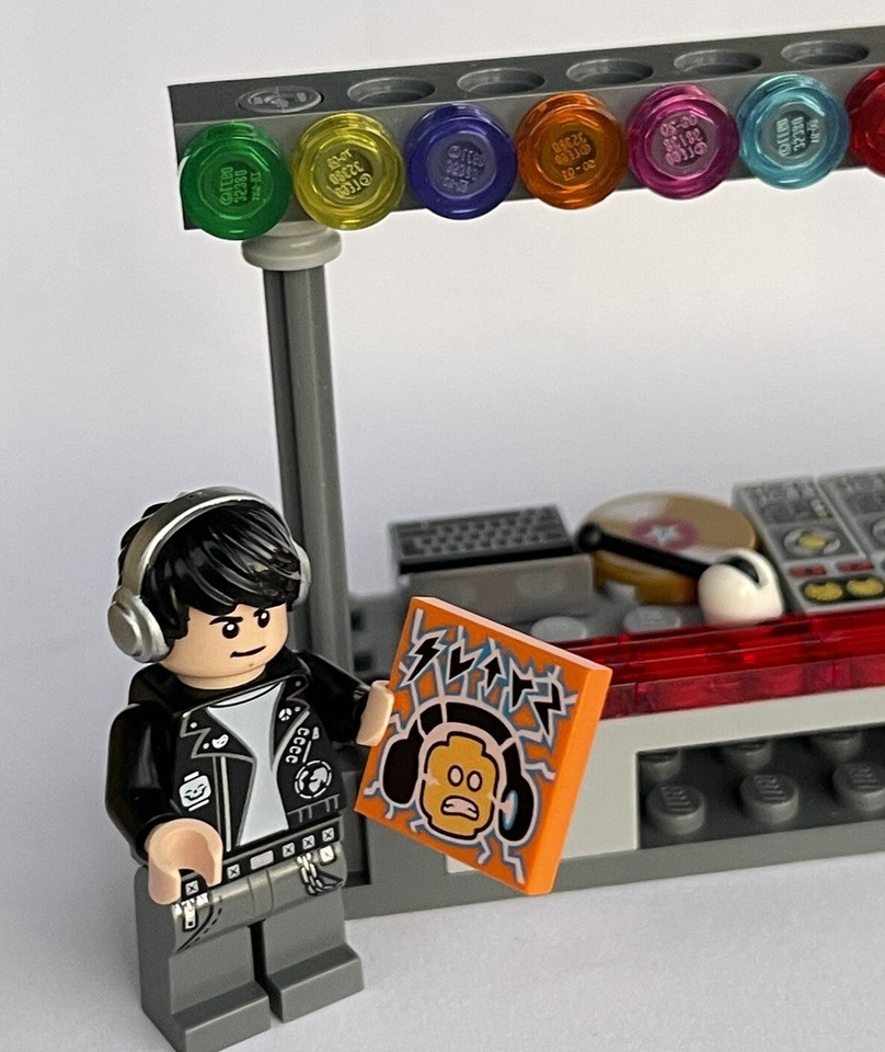 LEGO Dj w Turntables Lighting Bar Cake Topper Pop Star Custom Made Read ...