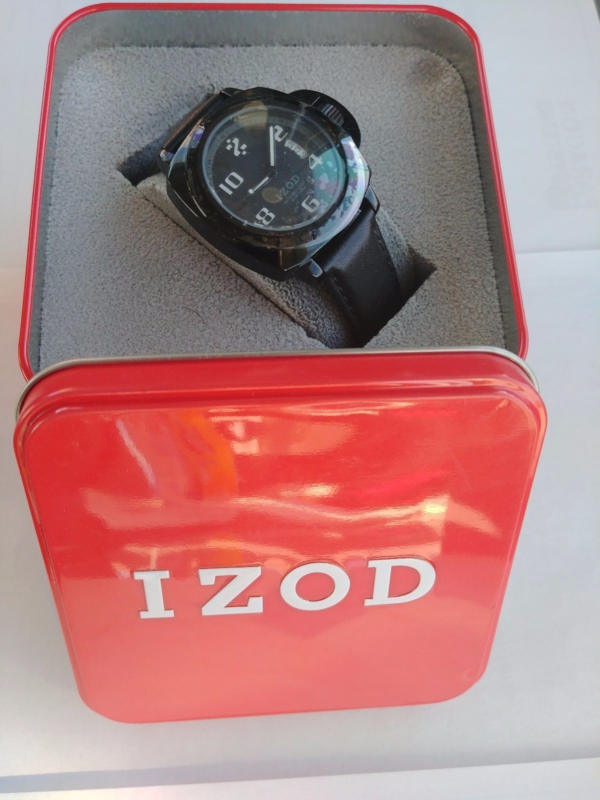 BRAND NEW BLACK UNISEX IZOD VINTAGE WATCH WITH DATE INDICATOR | eBay