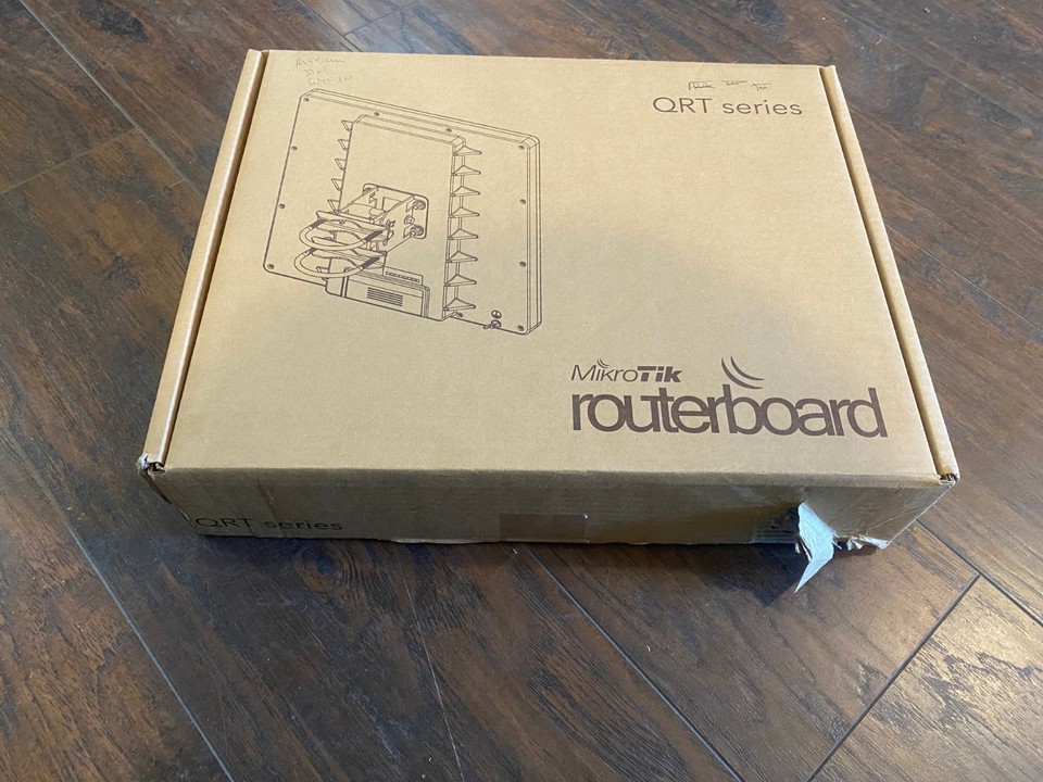 MikroTik RB911G-5HPnD-QRT 5GHz QRT 600MHz 64MB 24dBi 11an Outdoor INTL ...