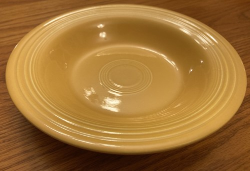 Vintage Fiestaware - 8 1/2" Deep Plate in original yellow (exc.) (1936 ...