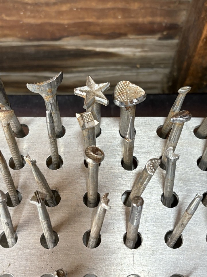 VINTAGE LOT 45 CRAFTOOL KIT LEATHER STAMPING TOOLS SET | eBay