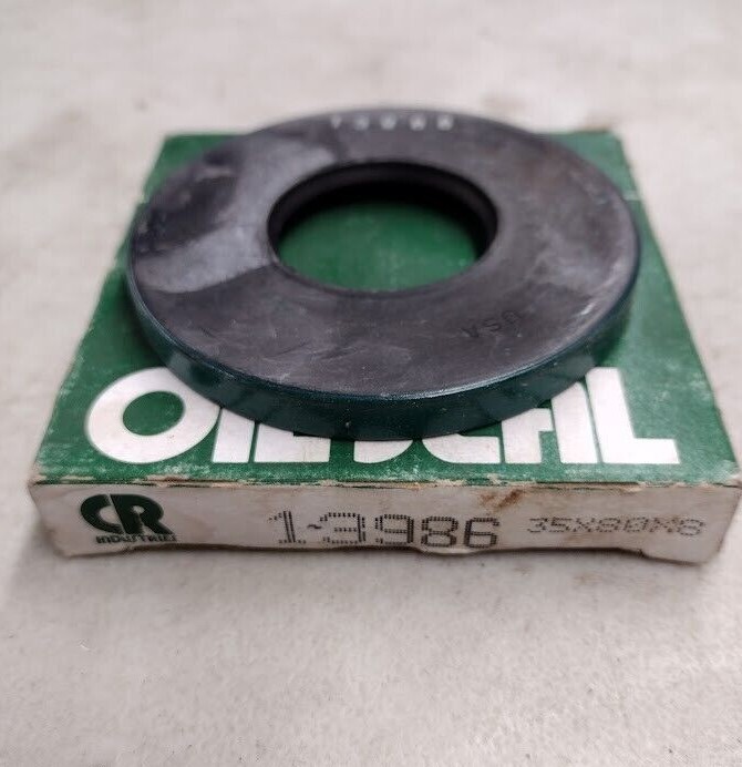 OIL SEAL SKF/CR 13918, 13929, 13986, 13990, 14214, 14223, 14283, 14939 ...