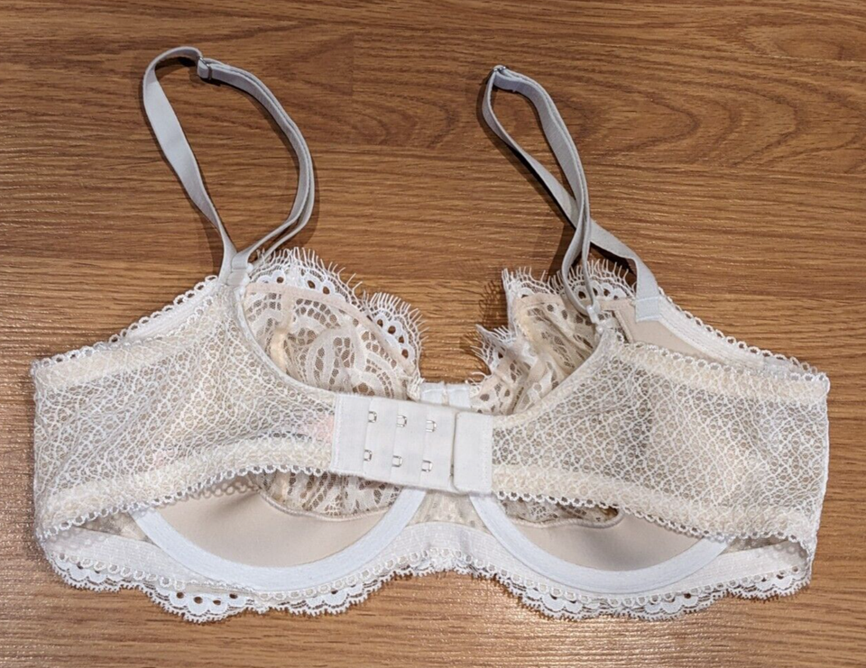 Victoria's Secret Dream Angels Bra Push-up Without-Padding Ivory Lace ...