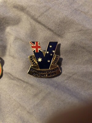 50th Anniversary Victory WW2 Pin Badge Freepost Acc96 | eBay Australia