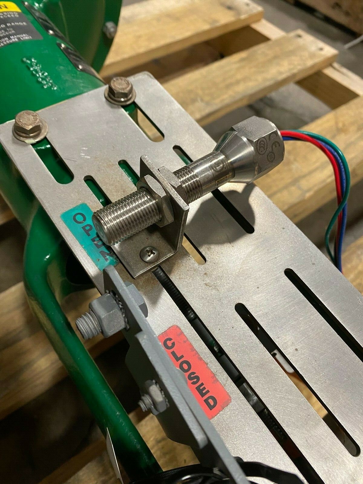 Fisher ES Control Valve 2" CL300 w/ Actuator 667 size 40 | eBay