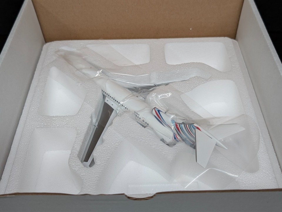 1/200 BRITISH AIRWAYS / COMAIR BOEING 727-200 USA COLORS ZS-NVR ...