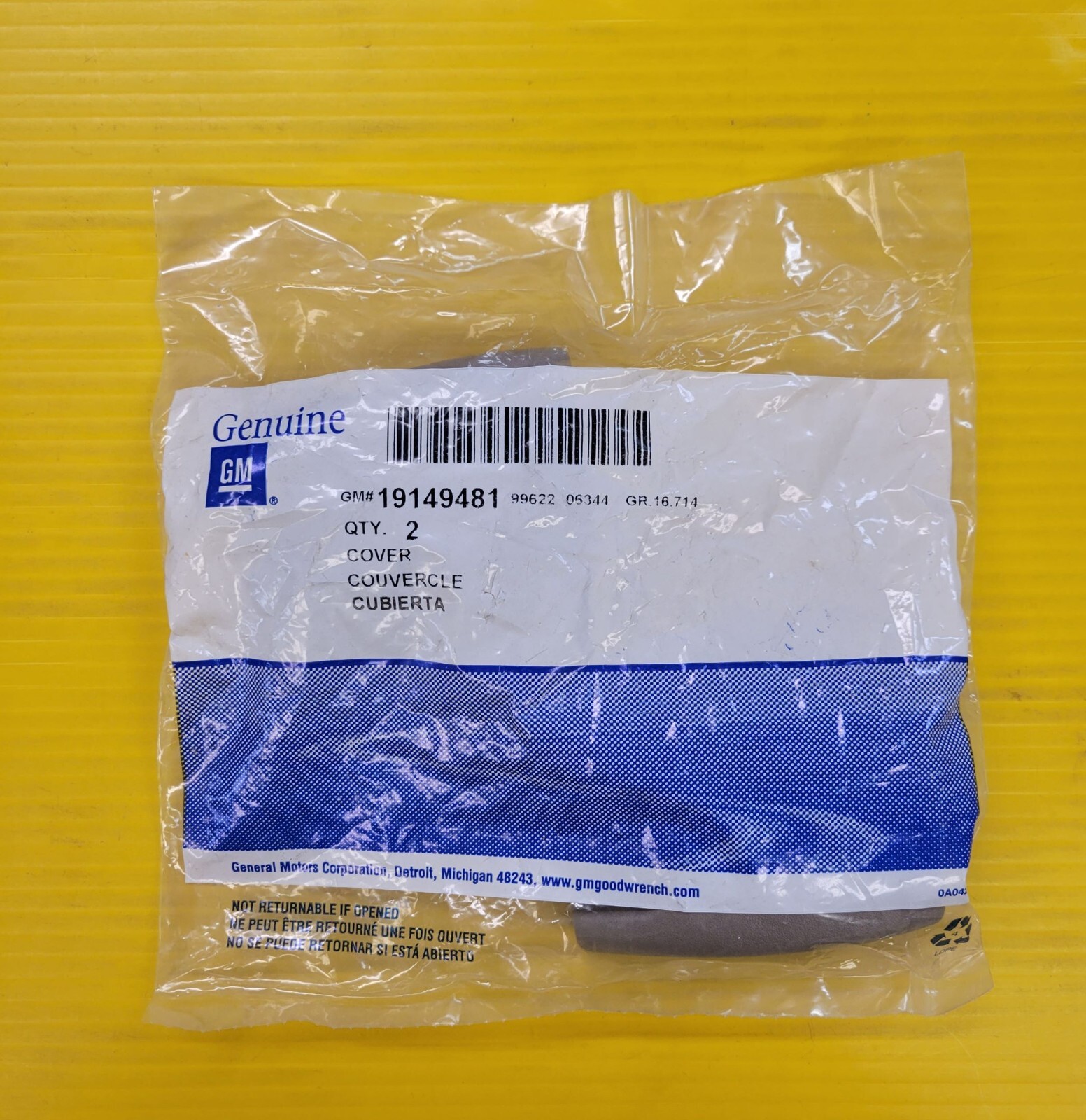 NEW OEM GM OE# 19149481 Seat Belt Components / Cover | eBay