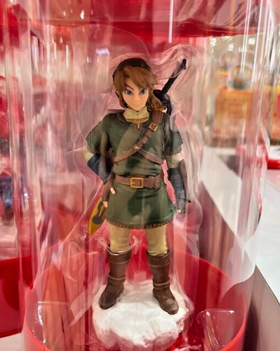 The Legend of Zelda Link Statue Figure Nintendo store Original NEW DHL ...