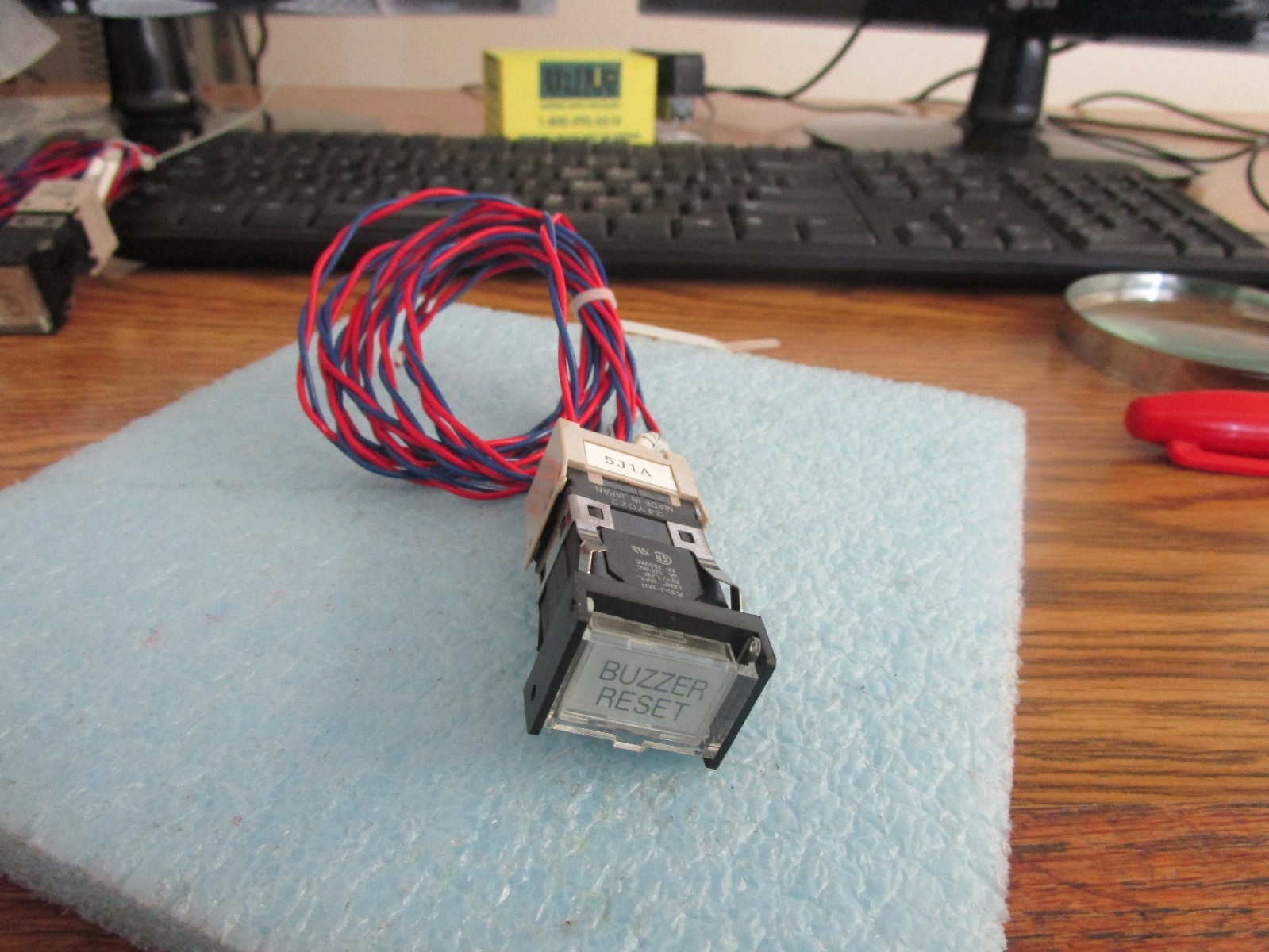 Omron Model: A3SJ-803 Buzzer Reset Switch with A3SJ-4103 Push Button ...